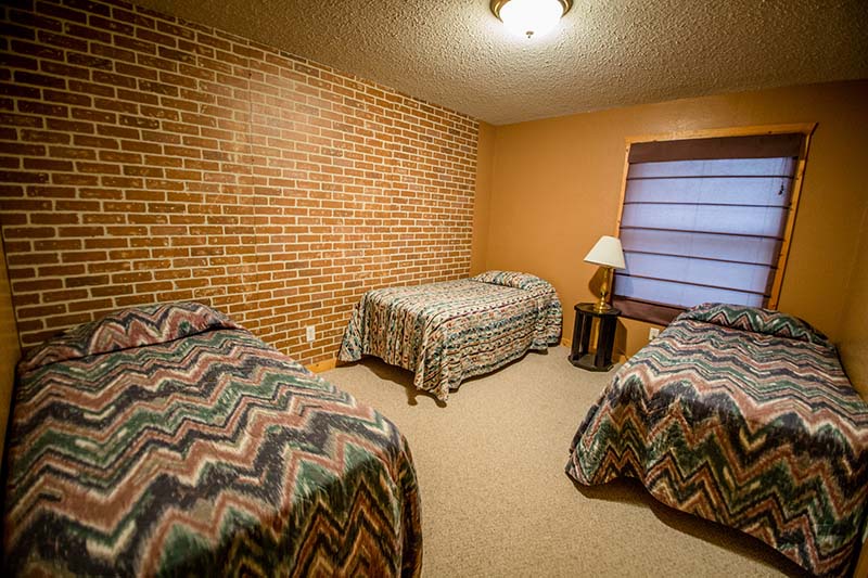 Cabins & Charter Fishing Packages | Cyrus Resort Lake of the Woods